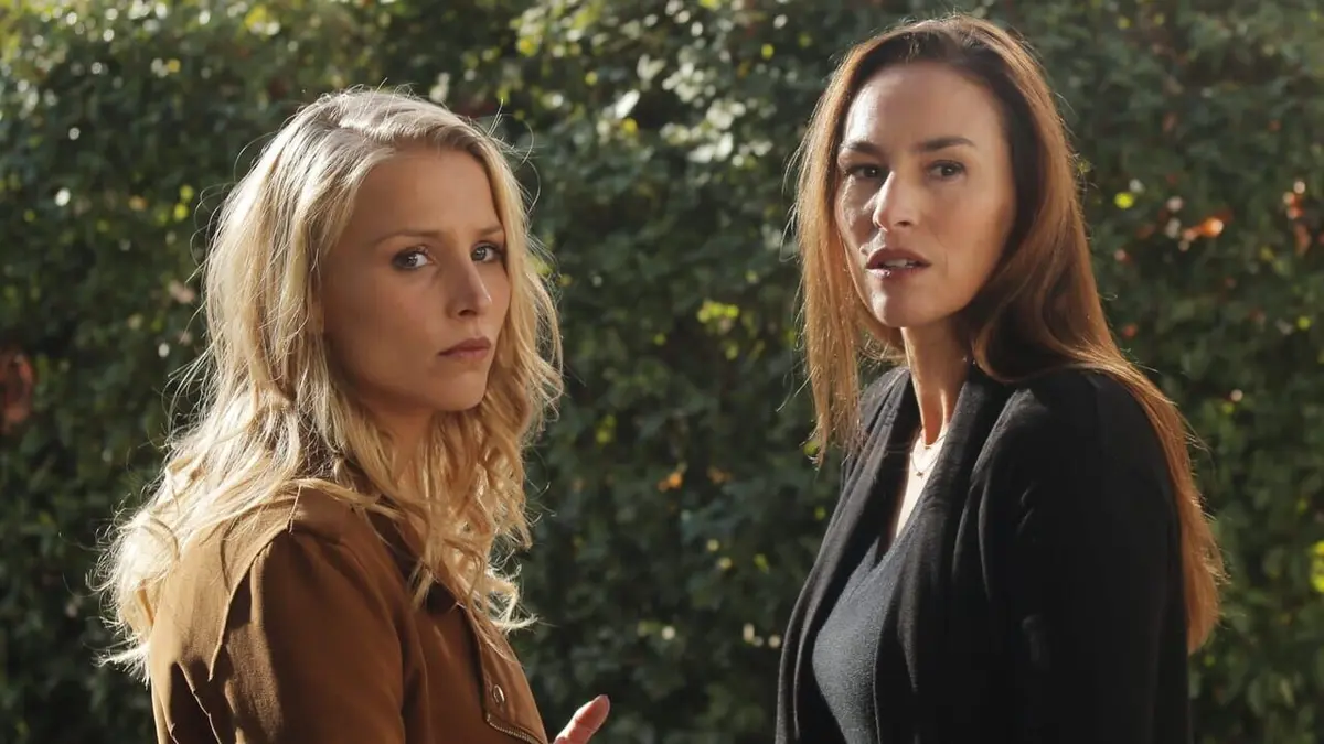 Crimes parfaits S01E05 Entre deux eaux (Série) où regarder TV, Replay ...