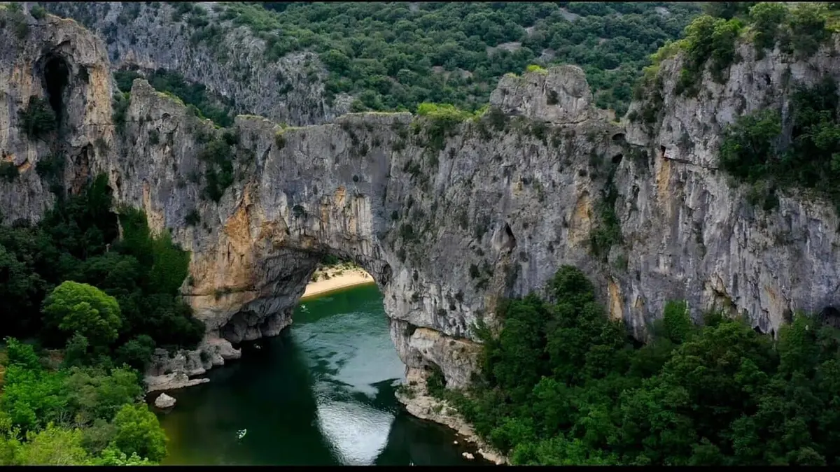 Des racines et des ailes Passion patrimoine : terroirs d'excellence en ...