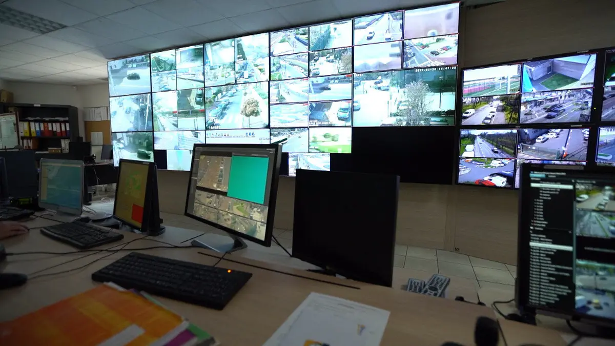 En flagrant délit E01 Immersion dans les forces de sécurité de Reims ...