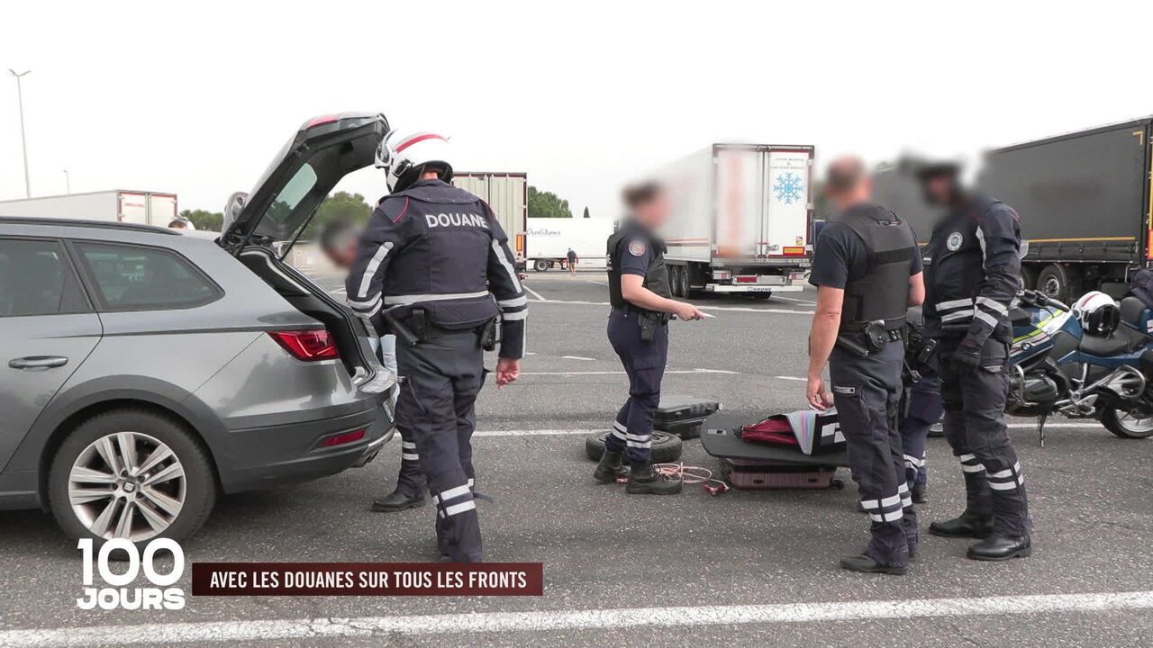 100 jours avec les douanes (Magazine) où regarder TV, Replay, Streaming
