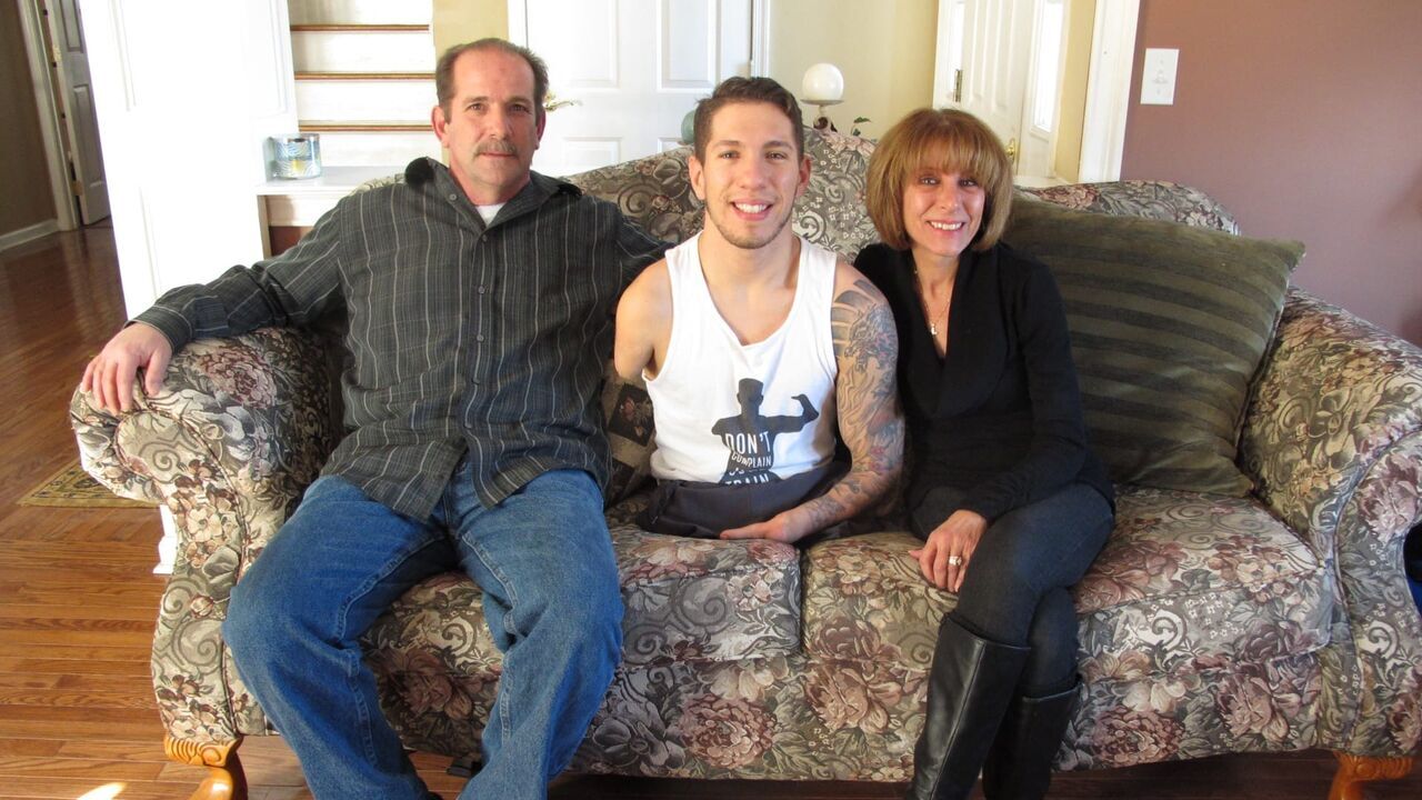 Body Bizarre Une moitié de crâne (Documentaire) où regarder TV, Replay ...