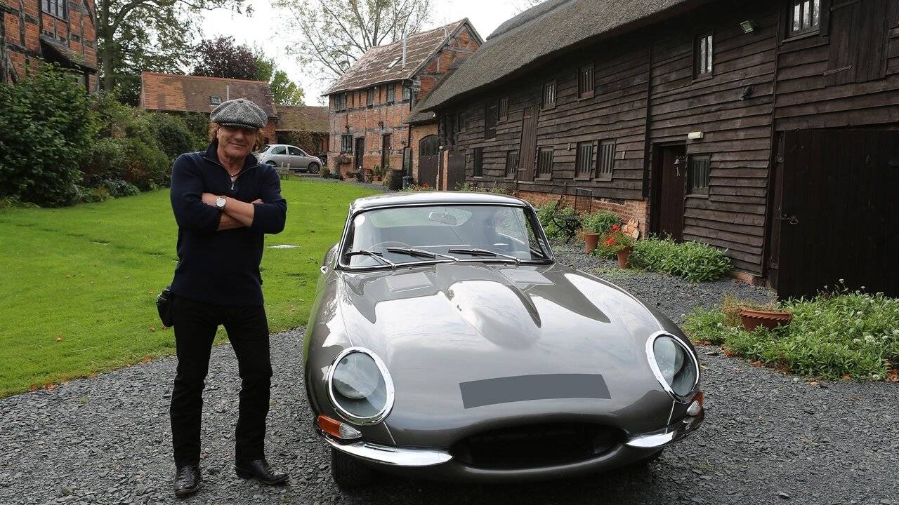 Cars that rock avec Brian Johnson S02E01 Jaguar…