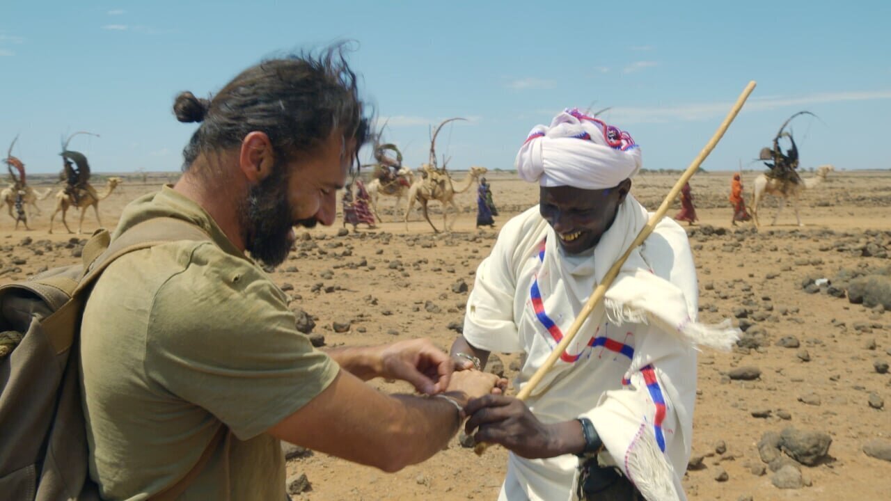 Primal Survivor: Extreme African Safari S01E01 Nomades du désert ...