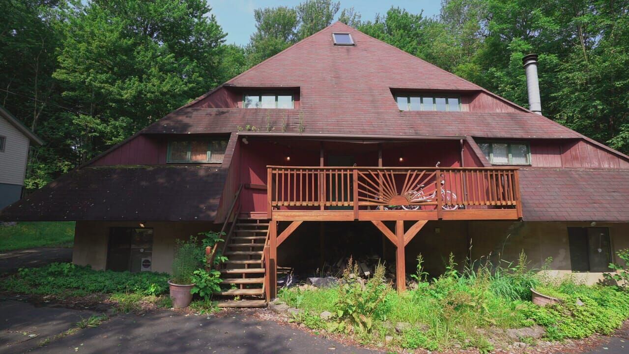 Maisons insolites USA : laquelle sera la plus moche ? La pyramide du ...