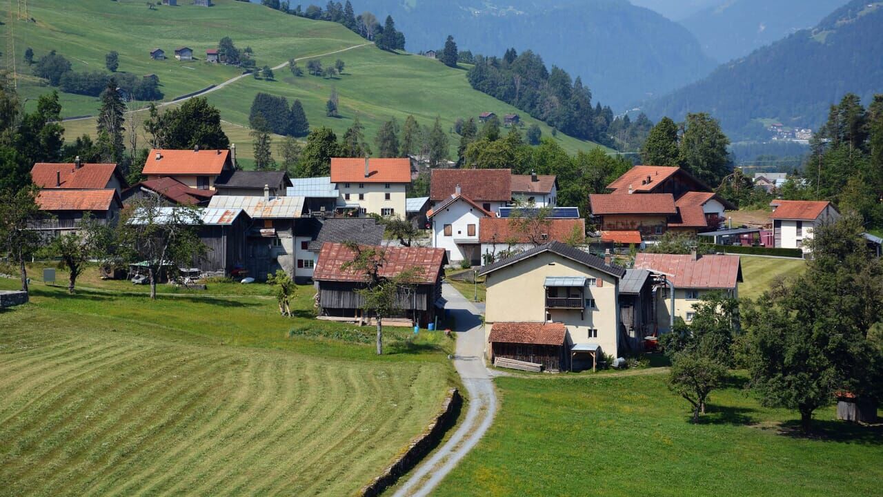 Suisse : un médecin face à l'exode rural - Documentaire (2024)