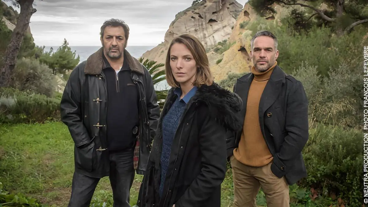 Meurtres à... S04E01 Meurtres à la Ciotat (Série) • Programme TV & Replay