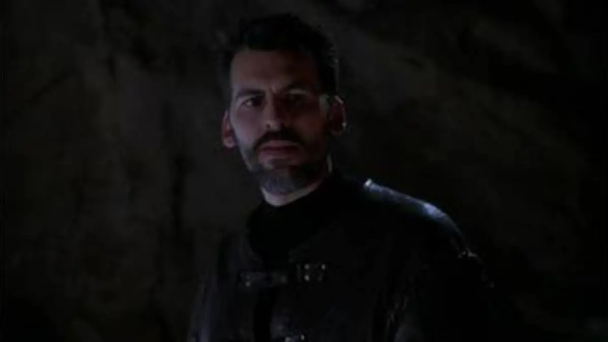 Charmed replay du 24/12/2025 : Charmed : S7 E17 - Sorcier en herbe