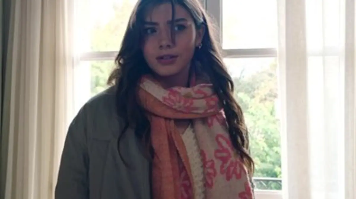 Ici tout commence replay du 08/01/2025 : ITC - [SPOILER] - Maya surprend Léonard et Quentin en…