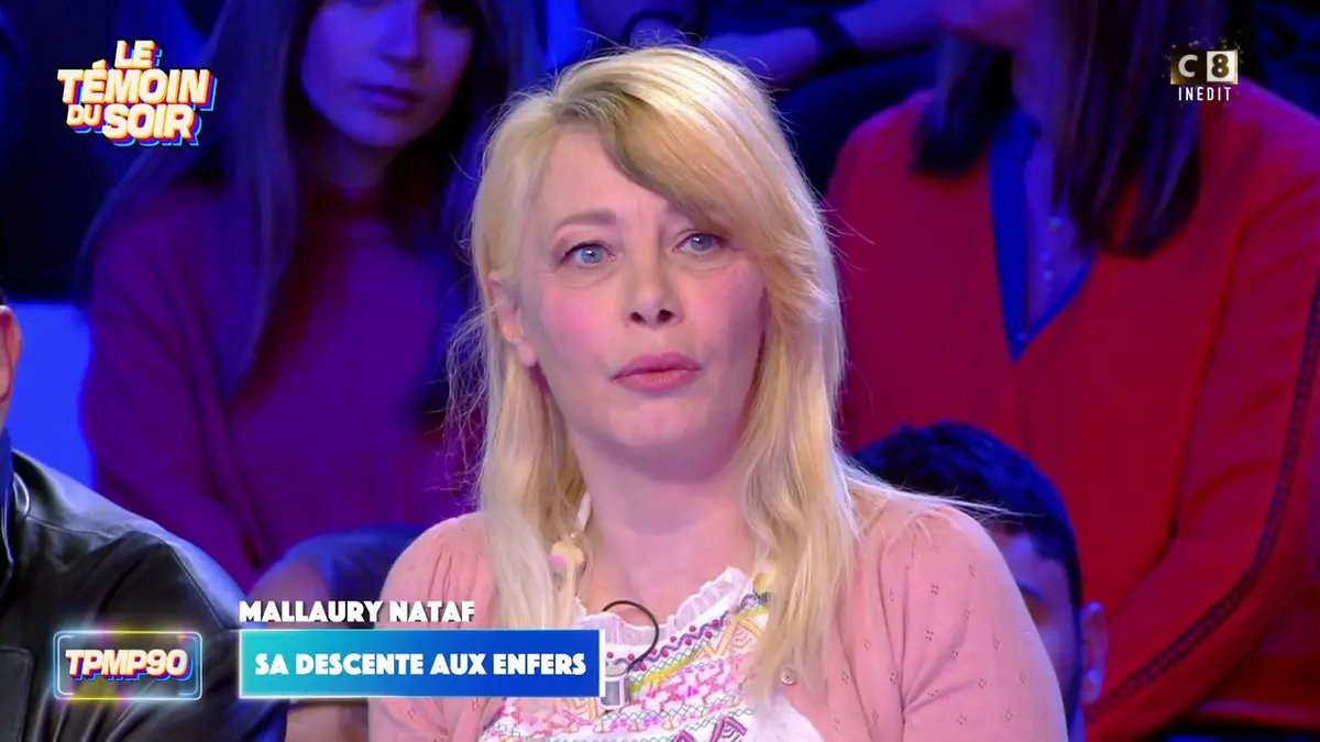 Touche pas à mon poste ! replay du 21/12/2023 : La star des années 90 Mallaury Nataf se confie dans…