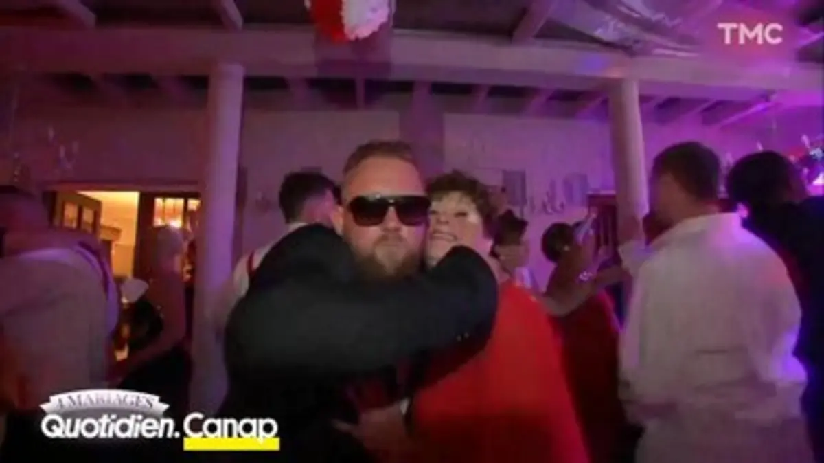 Quotidien replay du 03/12/2024 : Le Canap - 4 mariages pour une lune de ...