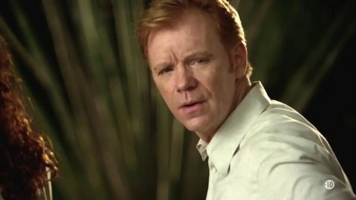 TF1 replay du 03/05/2024 : Les experts : Miami - S02 E02 - Des millions sous les mers