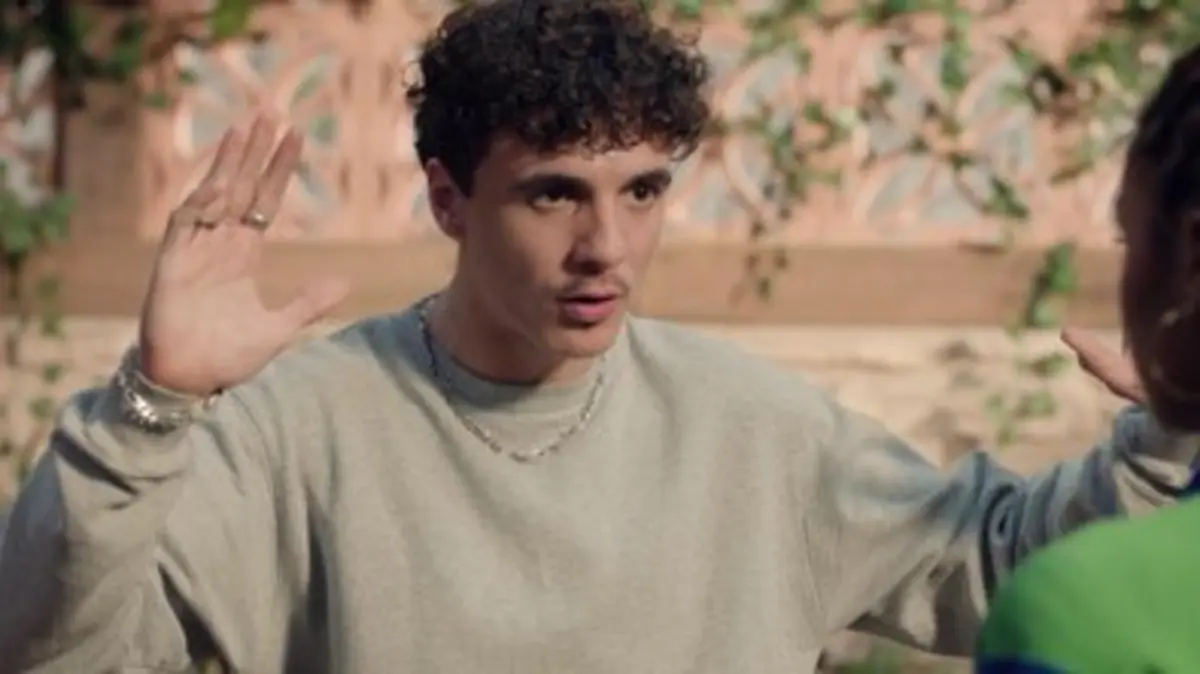 Plus belle la vie replay du 03/02/2025 : PBLVEPB - [SPOILER] - Kilian donne un cours de self…