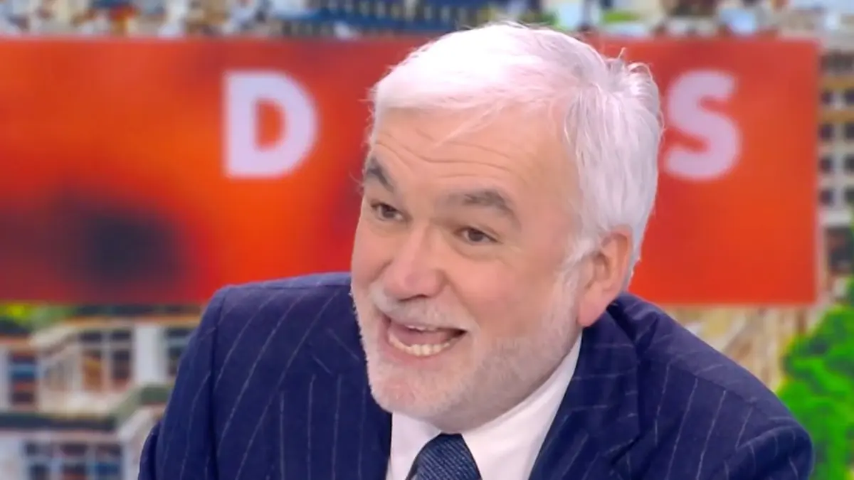 CNEWS replay du 21/01/2026 : Quotidien :"Ils ont agrandi la porte du ...