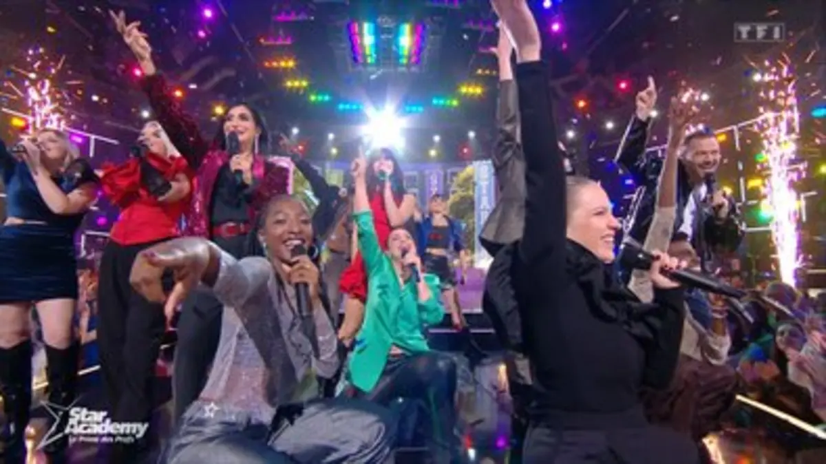 Star Academy replay du 13/12/2024 : Star Academy 2024 - Les élèves et les profs chantent…
