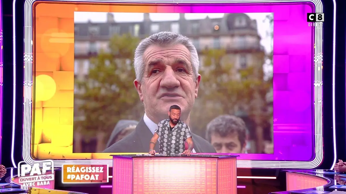 Touche pas à mon poste ! replay du 22/01/2024 : Un homme politique ...