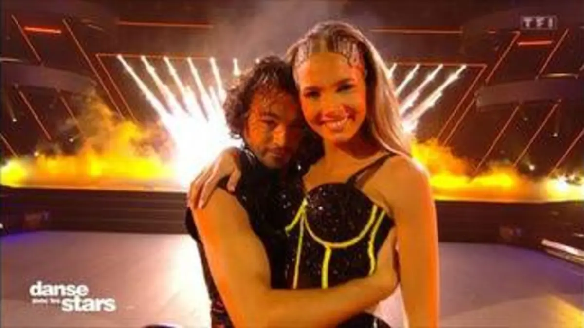 Replay Danse avec les stars du 23/09/2022 : Danse avec les stars 2022 - Amandine Petit et ...