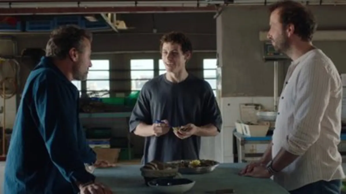 Replay Demain nous appartient du 01/10/2024 : DNA - [SPOILER] - Rayane ...