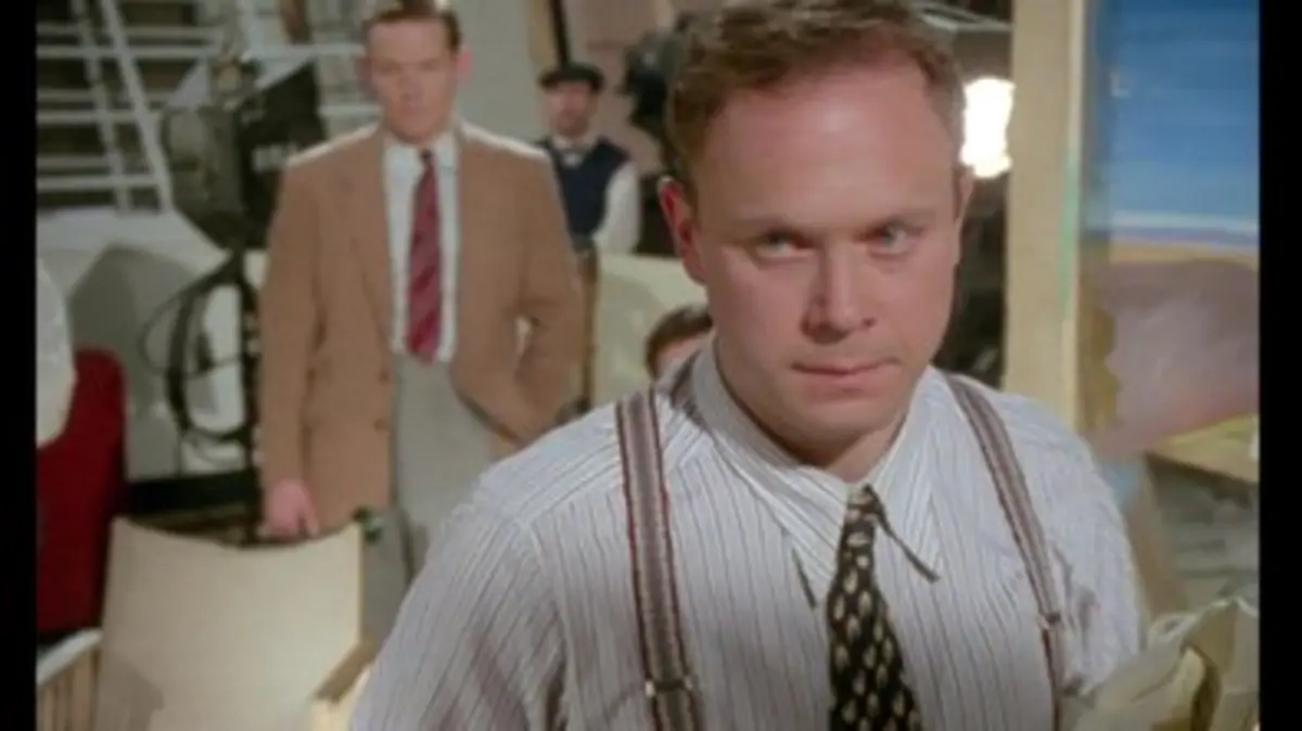 Replay Hercule Poirot du 24/02/2025 : Hercule Poirot - S01 E09 - Roi de trèfle