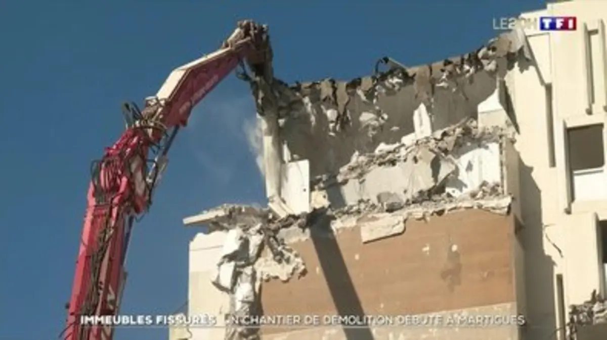 Replay Journal de TF1 du 22/04/2024 : Immeubles fissurés : un chantier de démolition débute à ...