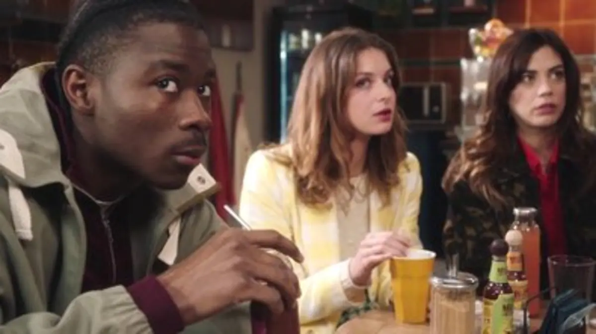 Replay Ici tout commence du 24/03/2024 : ITC - [SPOILER] - Antoine confronte les élèves