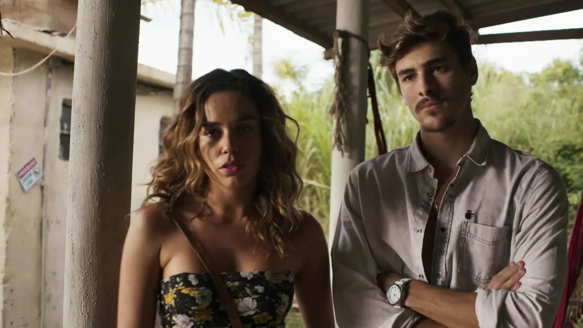 Replay L'envers du paradis : L'envers du paradis : S1 E100