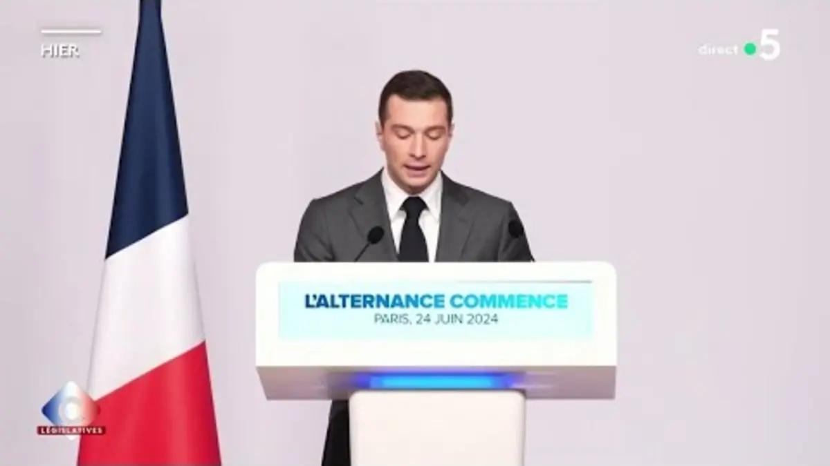 Replay C à vous du 25/06/2024 : Le RN entretient le flou sur le coût de ...