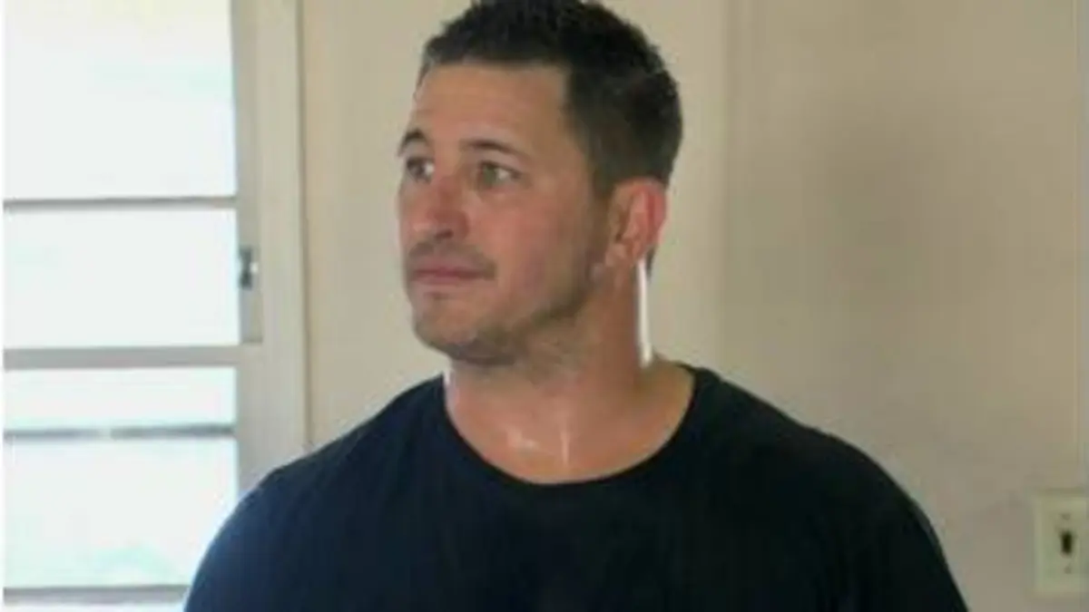 Replay Les rois de la réno du 03/08/2024 : Les rois de la réno : S8 E17 ...