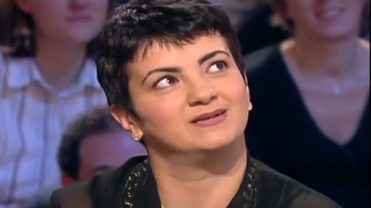 Replay Y'a que la vérité qui compte du 23/07/2023 : Maman, tu vas être ...