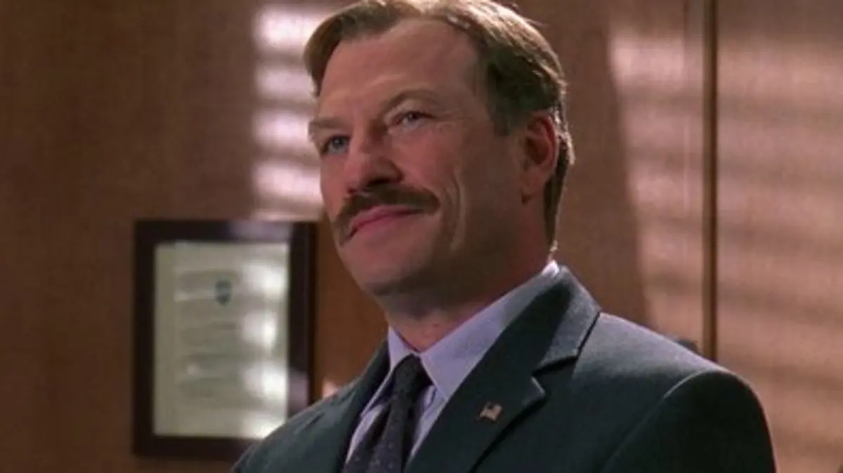 Replay Monk du 25/03/2024 : Monk - S01 E05 - Monk va à la fête foraine