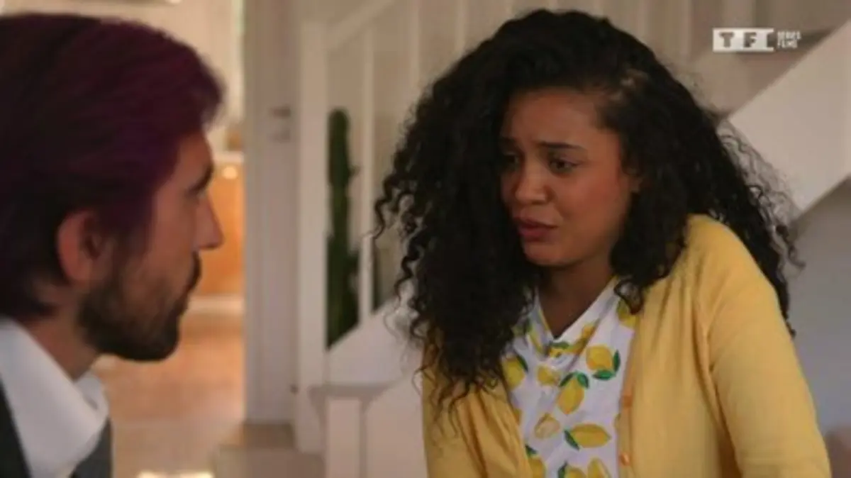 Replay Petits secrets entre amoureux du 19/07/2024 : Petits secrets entre amoureux - S01 E02 ...