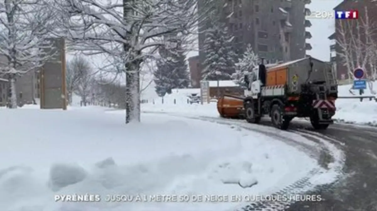 Replay Journal de TF1 du 09/12/2024 : Pyrénées : jusqu'à 1,50 mètre de neige en quelques heures