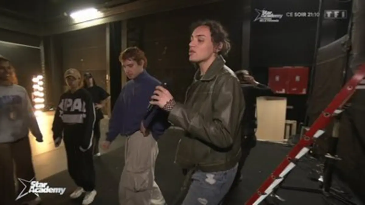 Replay Star Academy du 15/12/2023 : Star Academy 2023 - Djebril en panique pendant ses répétitions