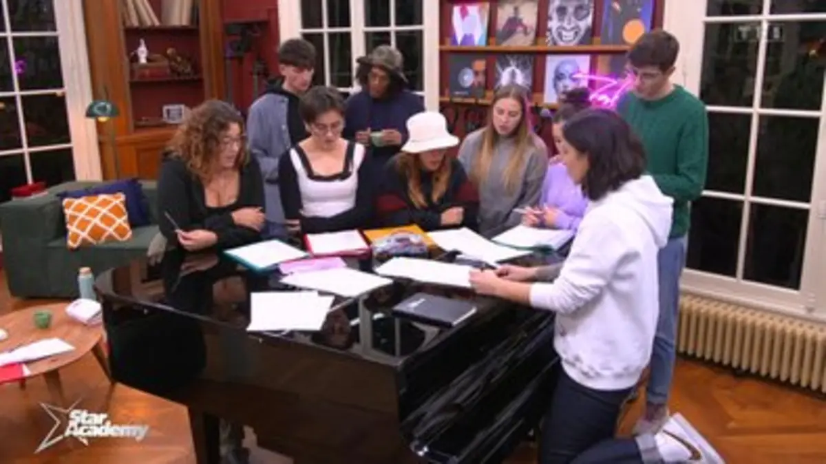 Replay Star Academy du 08/11/2023 : Star Academy 2023 - Les académiciens chantent contre le ...