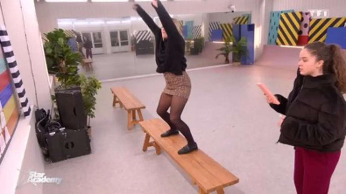 Replay Star Academy du 28/11/2024 : Star Academy 2024 - "C'est mon premier Top 3" : Maïa folle ...