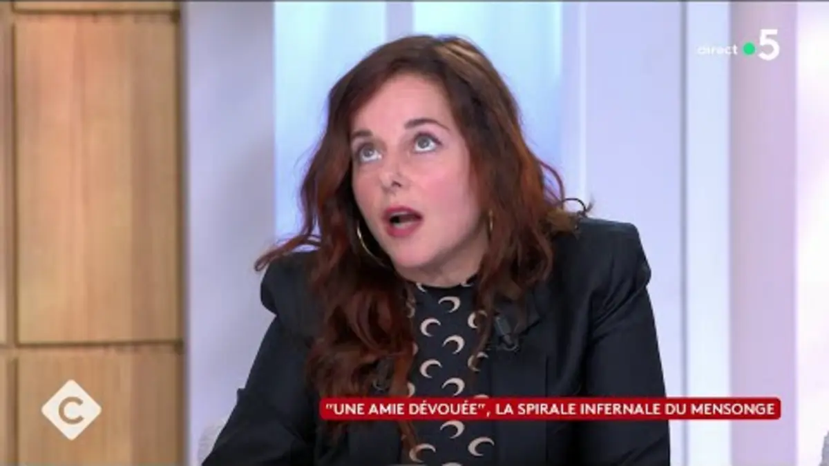 Replay C à vous du 08/10/2024 : “Une amie dévouée”, la série sur la ...